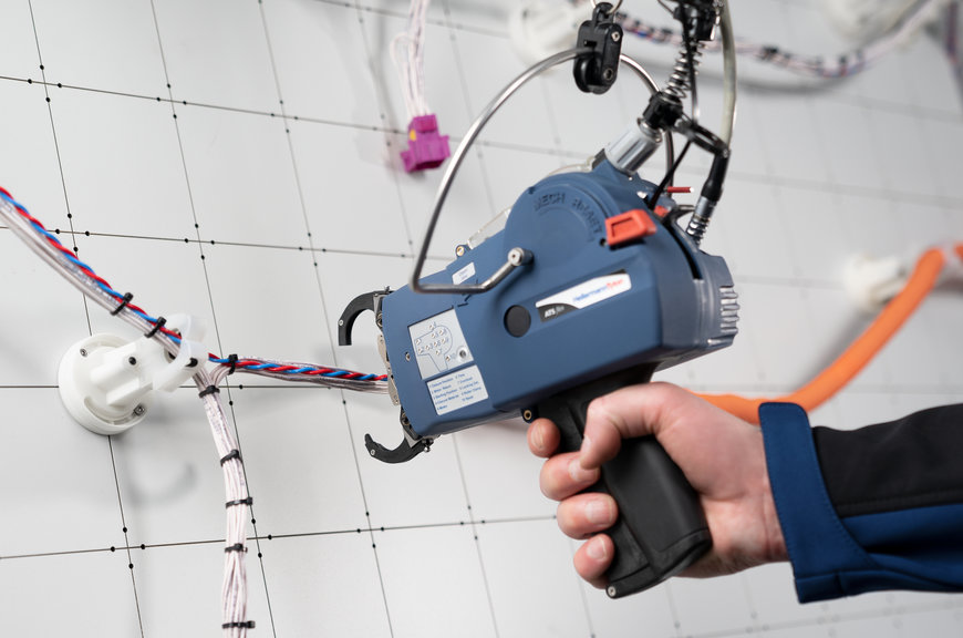 L’ATS Flex d’HellermannTyton, un outil de frettage automatique zéro ...